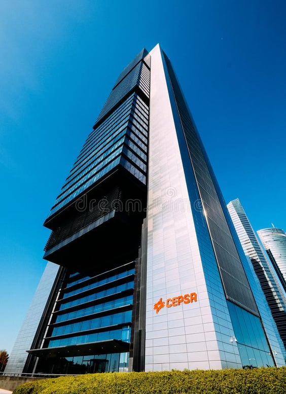 La Torre Foster o Cepsa.